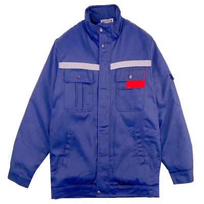 A large number of custom-made cold-proof labor insurance overalls ...